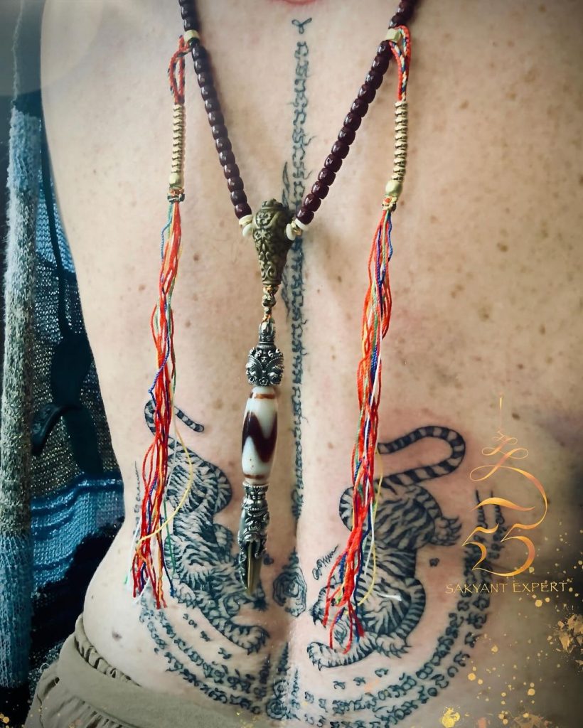 Tatouages Sak Yant - Asie du Sud-Est - Tattoo - Ajarn - Maitre